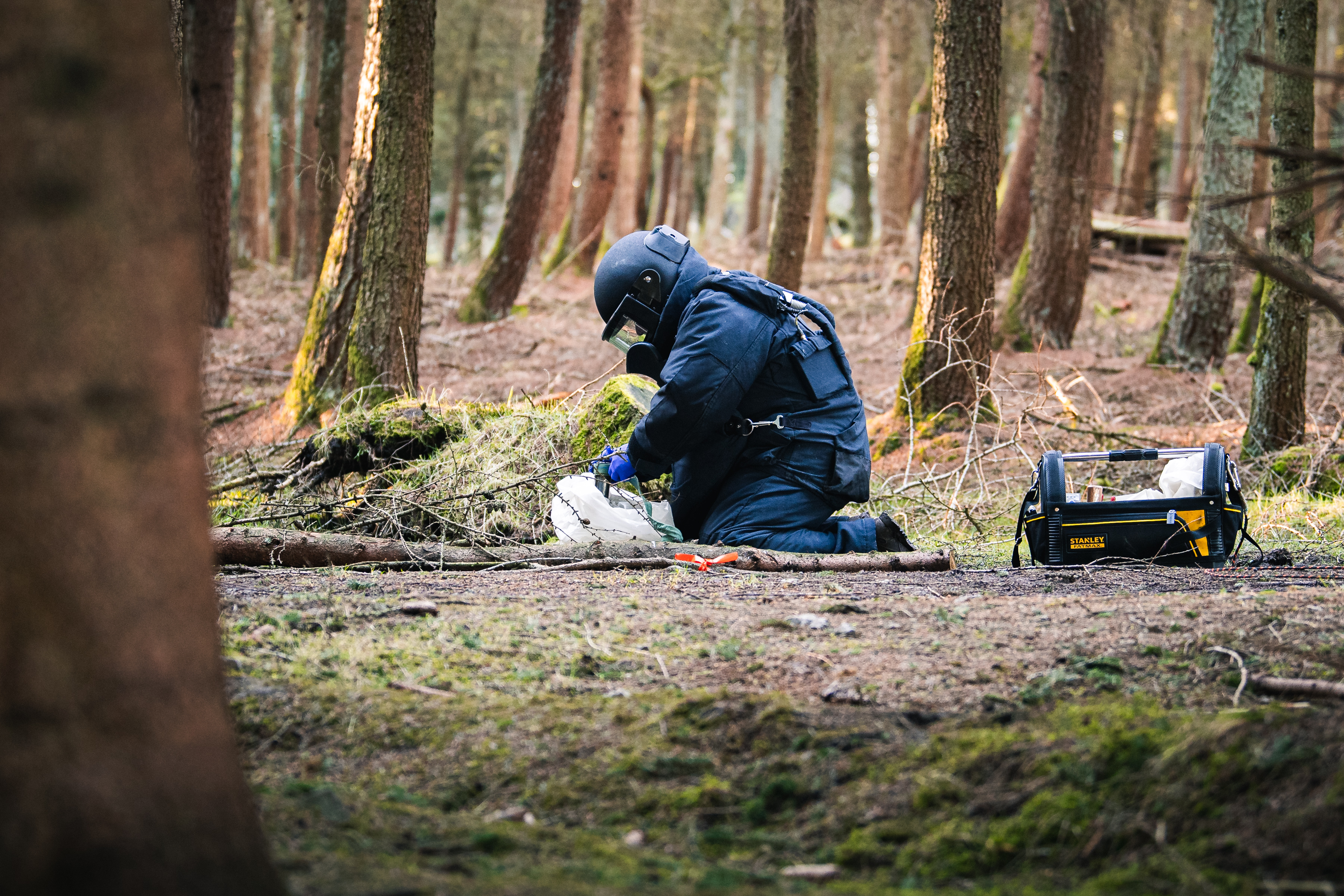 11 Explosive Ordnance Disposal and Search Regiment | The British Army