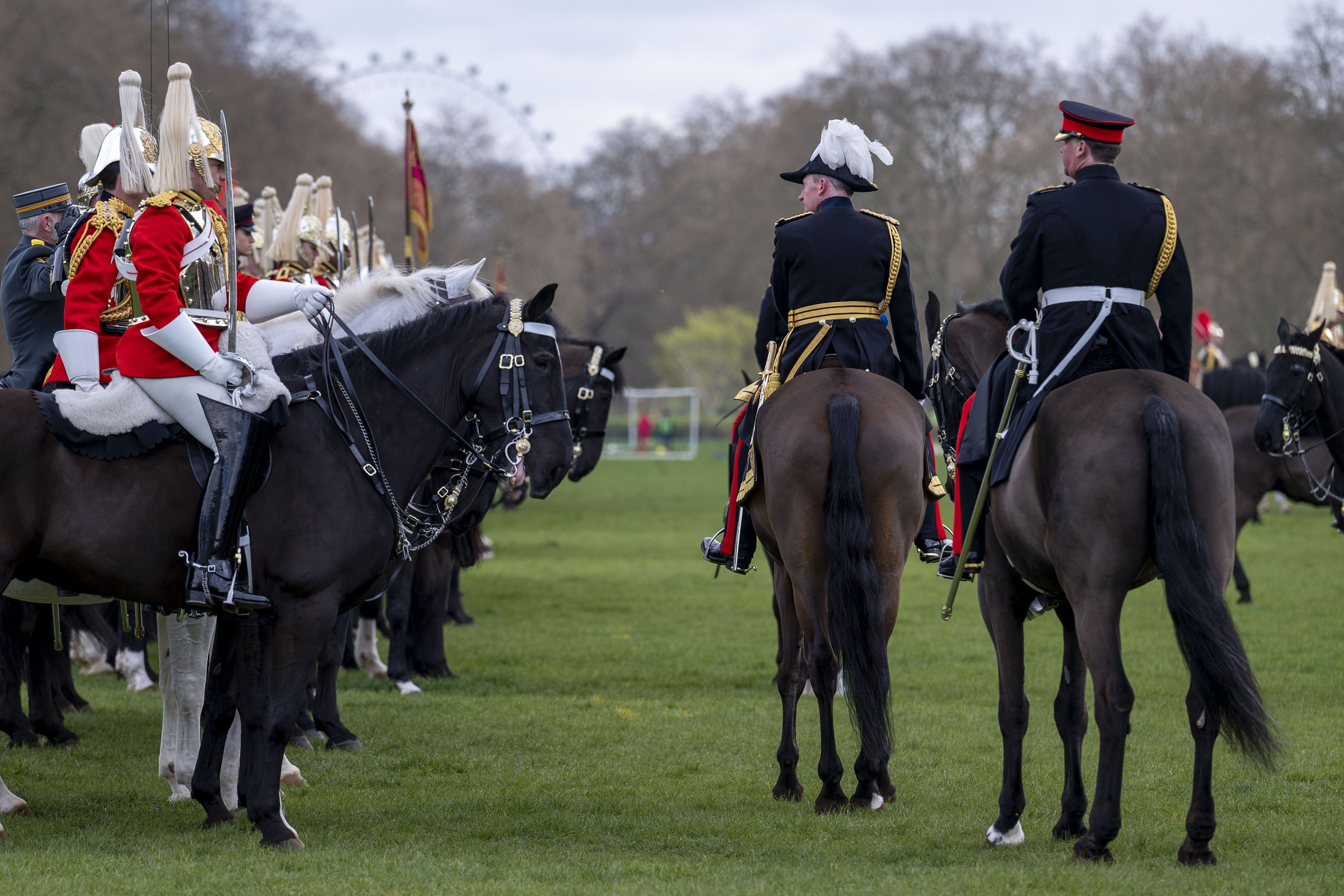 The Household Cavalry passes their final test for the Platinum Jubilee ...
