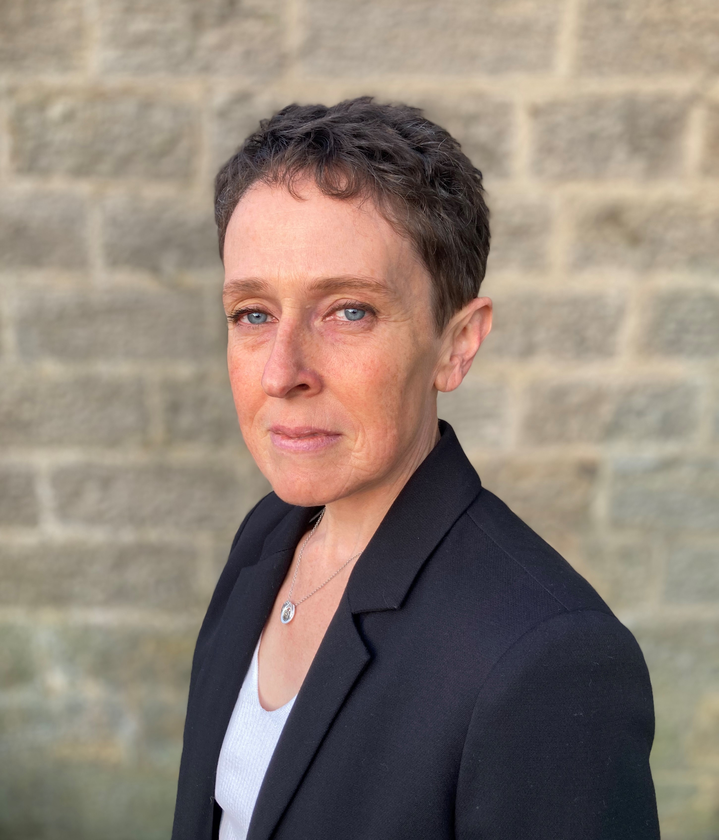 Sarah Trim's Instagram, Twitter & Facebook on IDCrawl