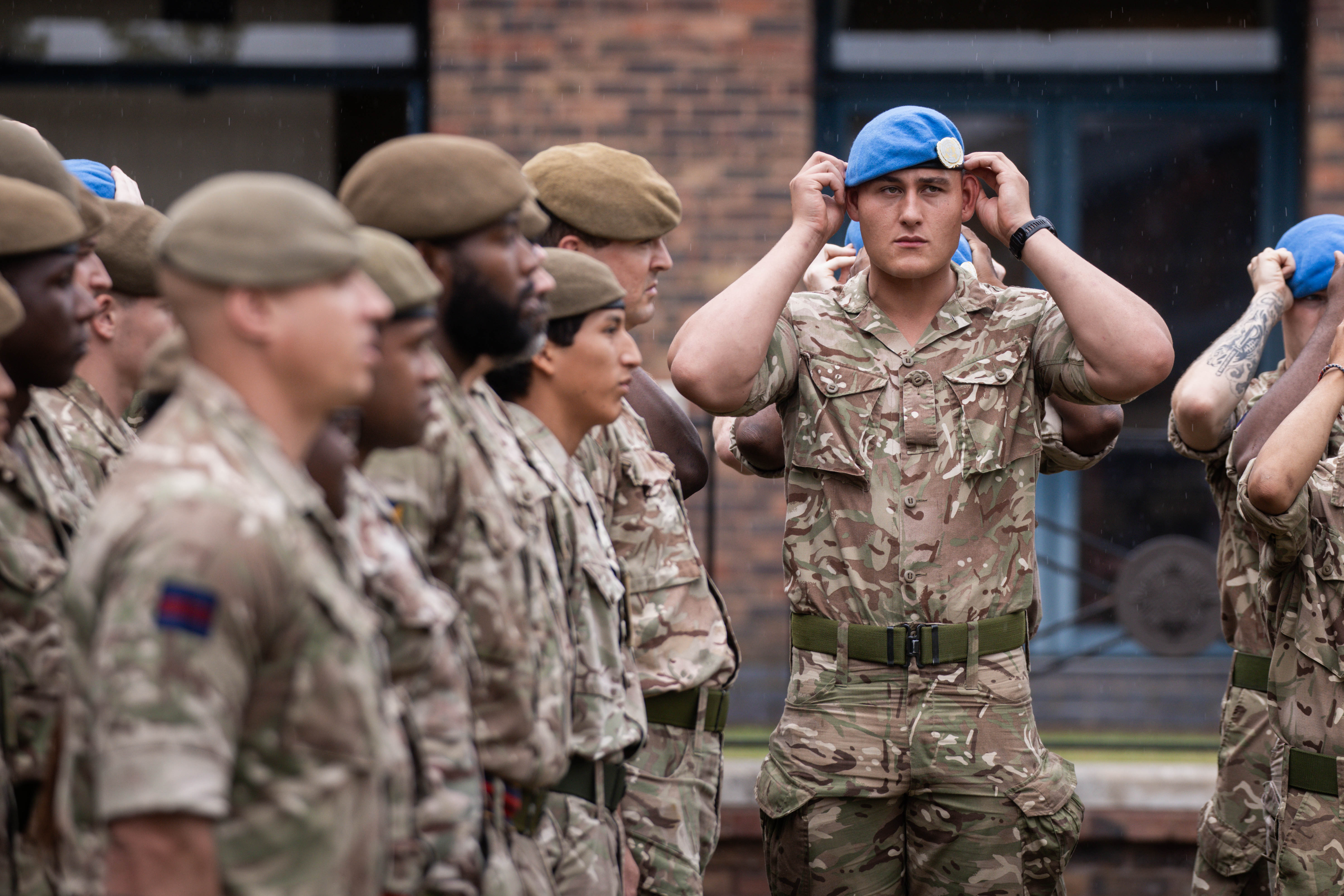 Coldstream Guards swap khaki to blue as peacekeeping duties beckon ...