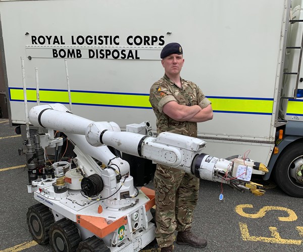 11 Explosive Ordnance Disposal and Search Regiment | The British Army