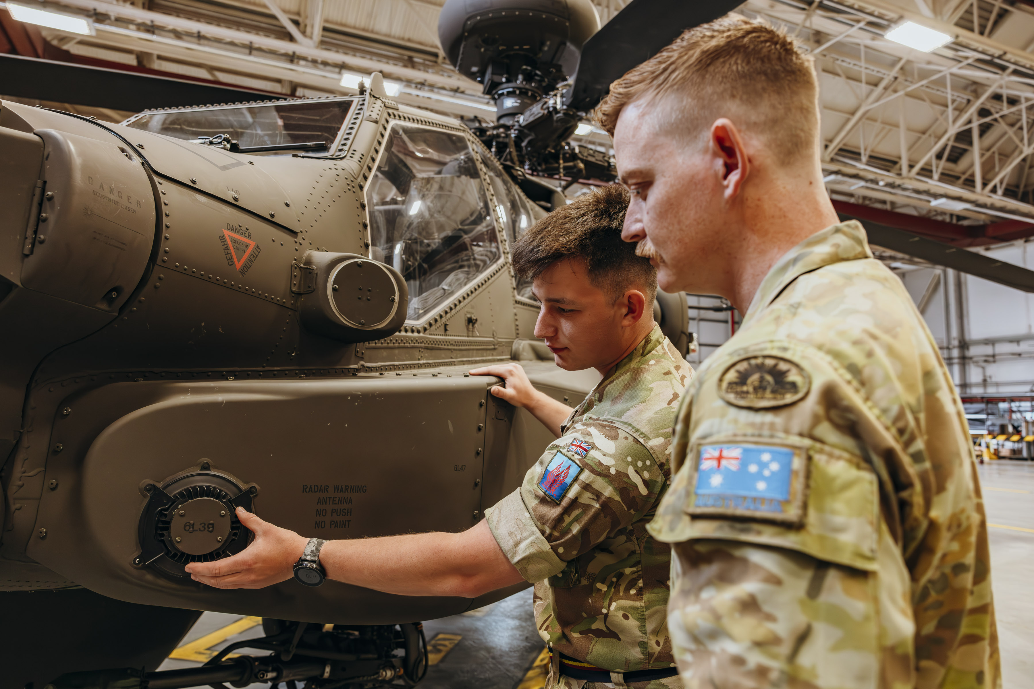 Army aviators share Apache experience with Australians - The British Army