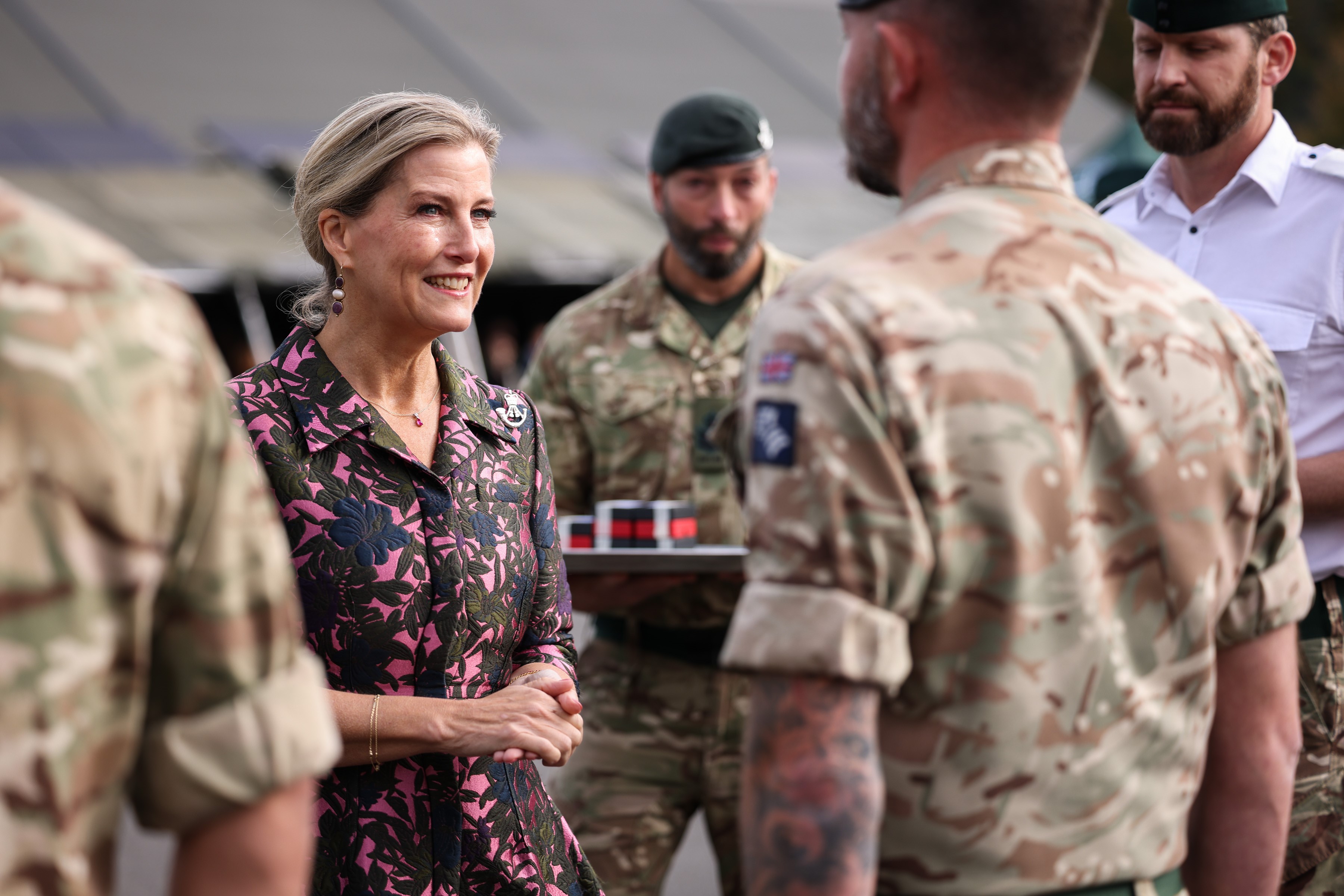Duchess of Edinburgh welcomes home 5 RIFLES | The British Army